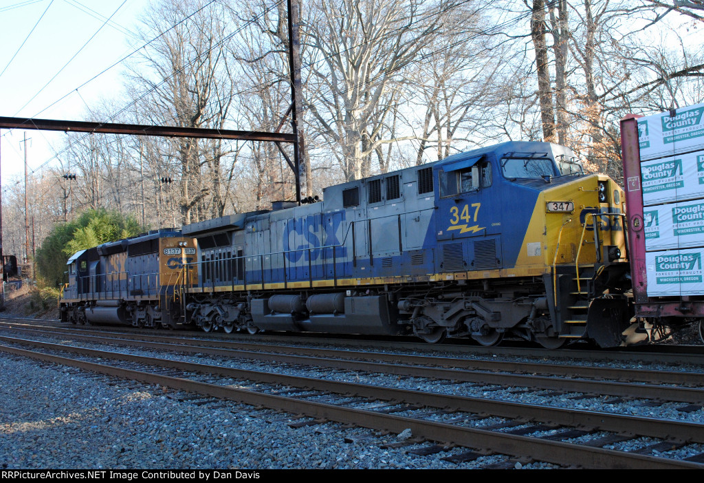 CSX AC44CW 347 trails on Q300-17
